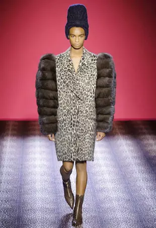 Скиапарелли, осень 2014, подиум Haute Couture, подиум