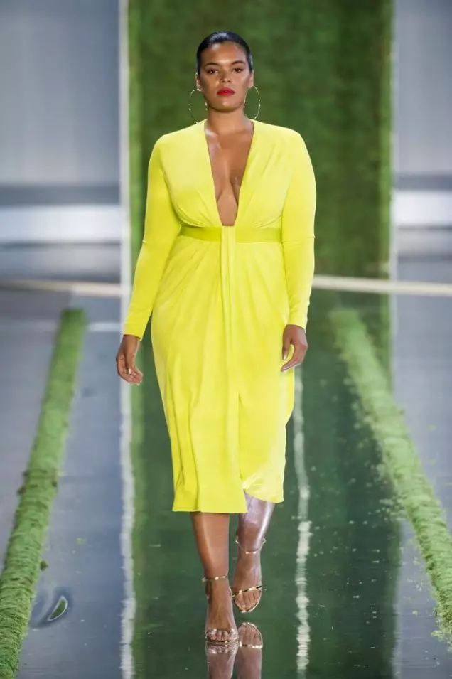 Yvonne Simone en Cushnie Spring 2019.