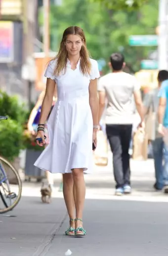 Get the Look: Ang Little White Dress ni Jessica Hart