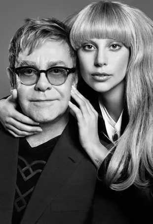 Lady Gaga sareng Elton's Johns Love Bravery Collab sareng Macy's Has Heart
