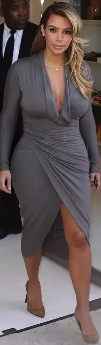 Kim Kardashian palieka Dashą Vakarų Holivudą 2013 m. spalis