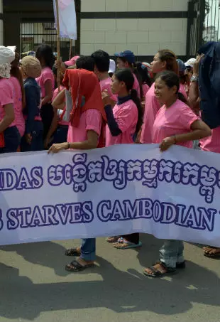 Es bleibt düster für kambodschanische Textilarbeiter