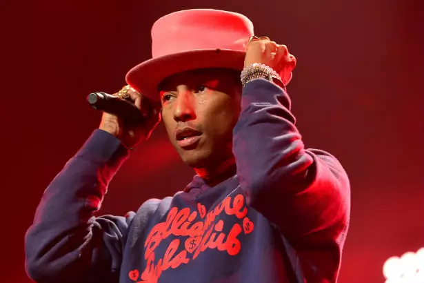 Pharrell Williams узун шляпа