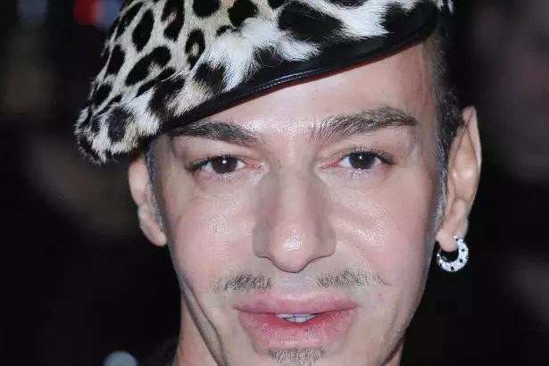 John Galliano fragt sich, ob er Selbstmord begangen hat