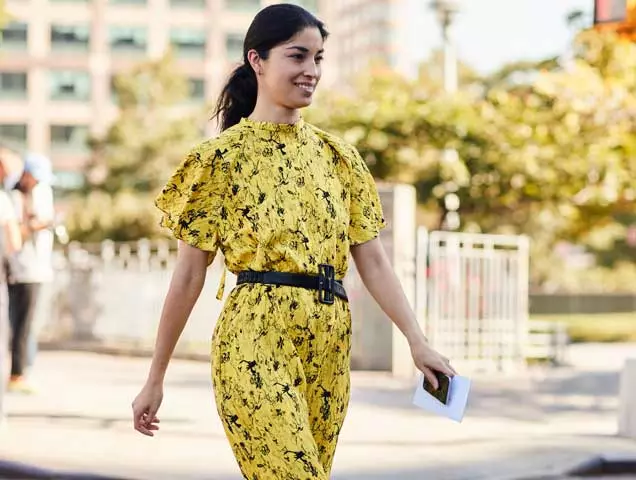Gen Z gelb gefleckt auf der New York Fashion Week im Frühjahr 2018