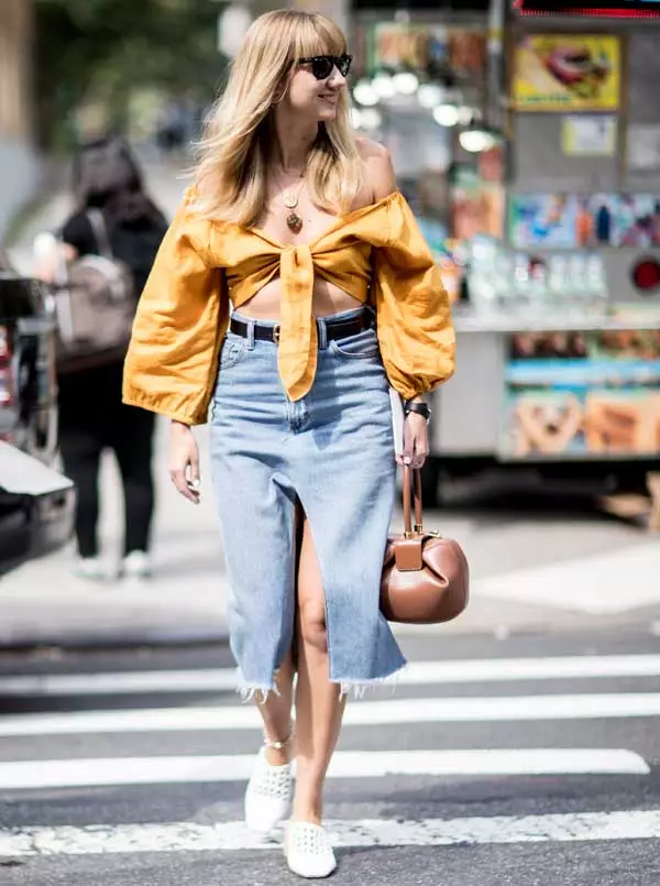 скарочаная блузка street style NYFW вясна 2018