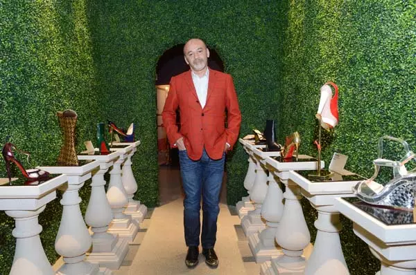 Exposição de Christian Louboutin dá o pontapé inicial na Bolsa de Design de Toronto