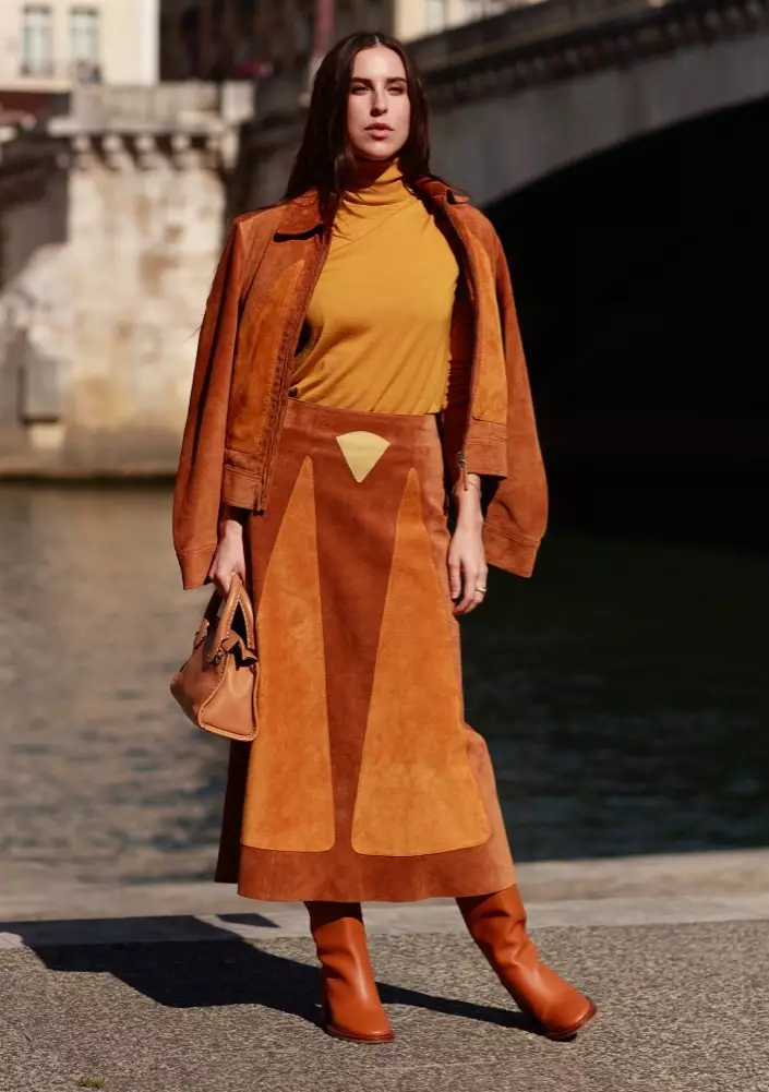 Street Style: Parížsky týždeň módy na jar 2022 157_34