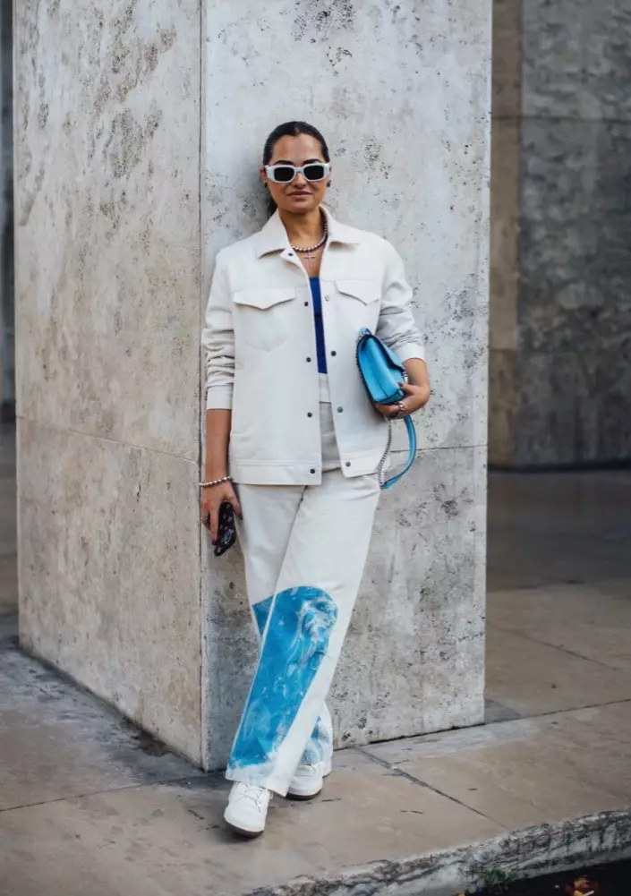 Street Style: Parížsky týždeň módy na jar 2022 157_60