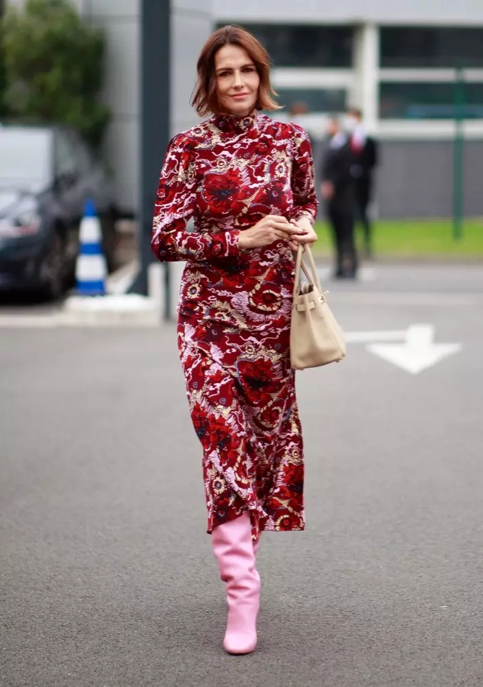 Street Style: Parížsky týždeň módy na jar 2022 157_89