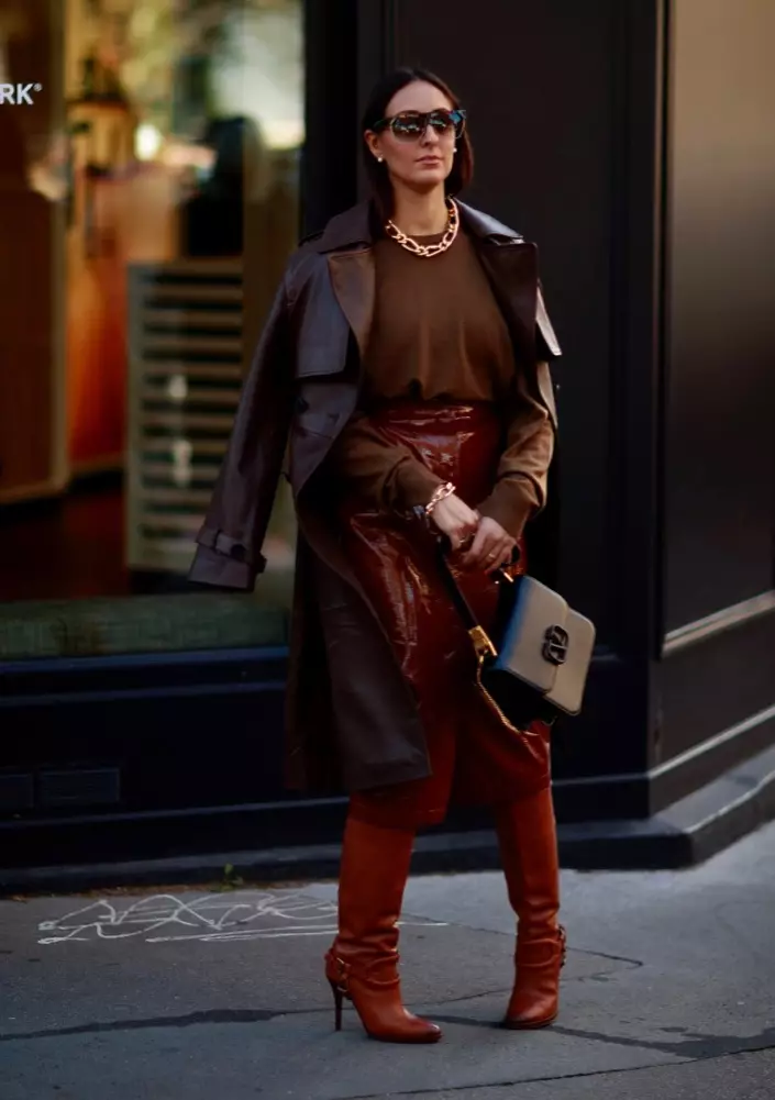 Street Style: Parížsky týždeň módy na jar 2022 157_91