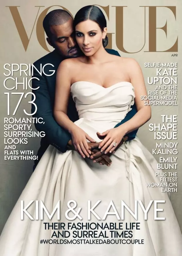 Kim Kardashian sy Kanye West tamin'ny akanjo fampakaram-bady tao amin'ny Vogue US April