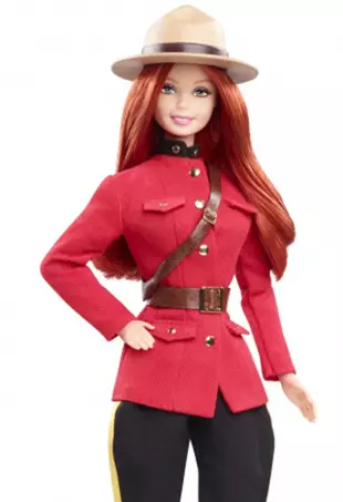 RCMP Barbie estas la Plej Granda Aĵo, kiun Ni Neniam Havos