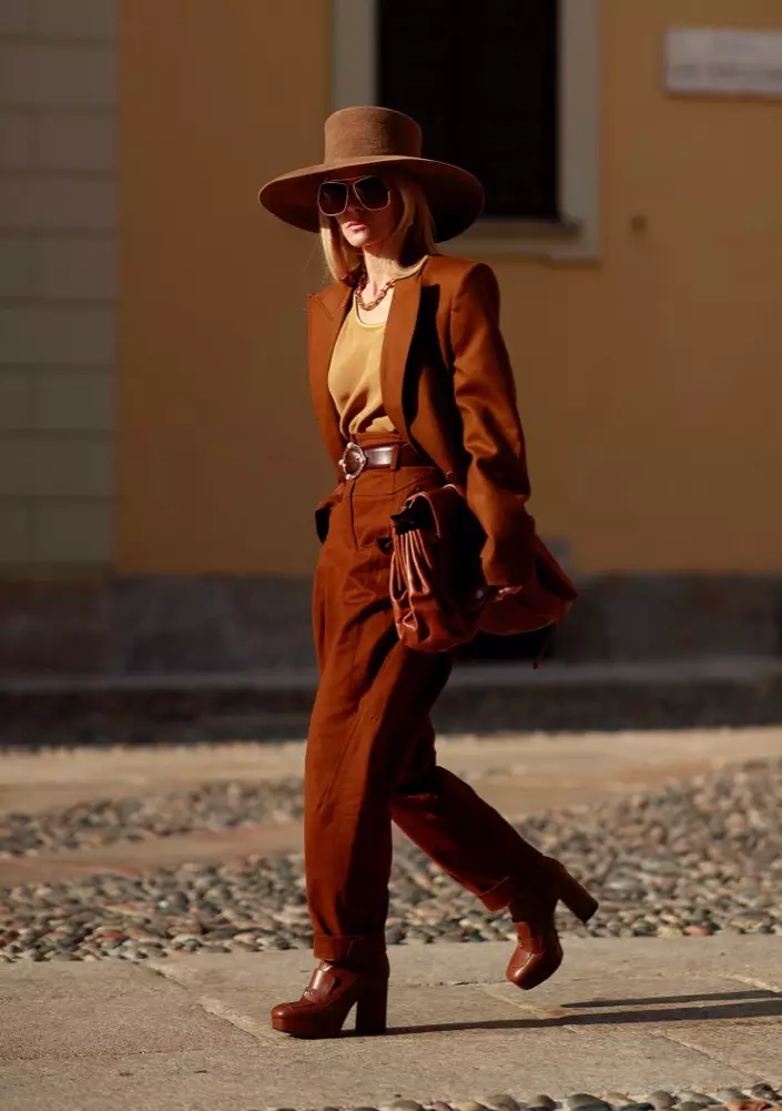 Көчө стили: Миландагы мода жумалыгы 2022-жылдын жазы 172_60