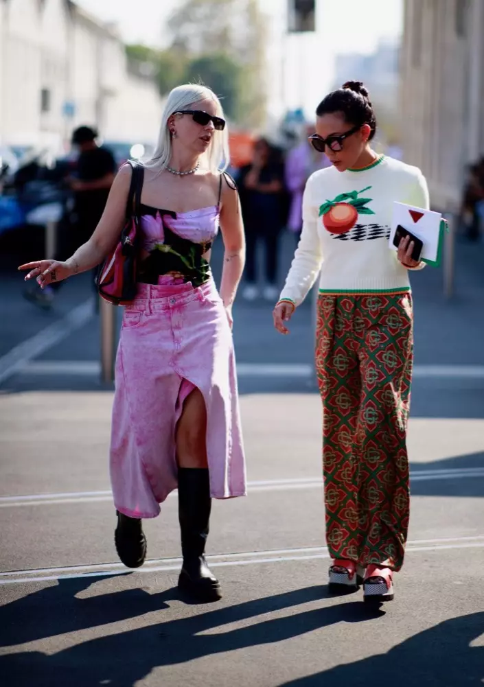Street Style: Milan Fashion Week Spring 2022 172_84