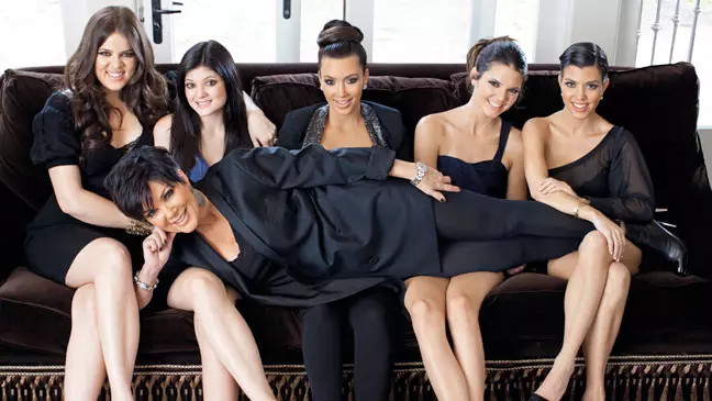 L'acord de la revista Kardashian s'aconsegueix