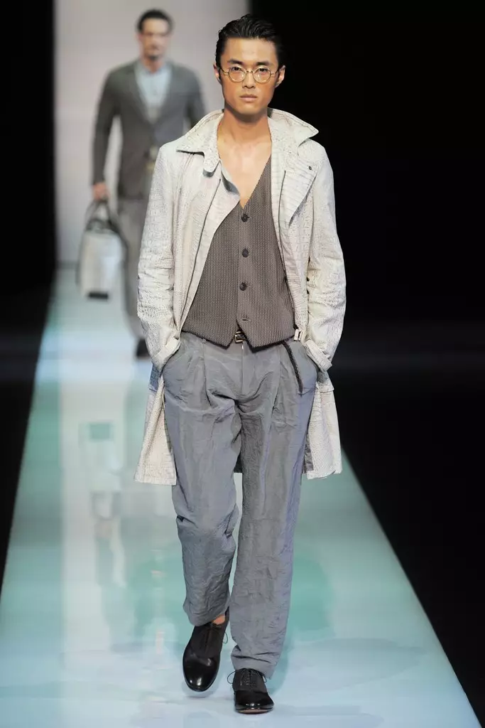 Armani Melonggarkan dan Lebih Banyak Musim Semi Pria Milan 2013 dari Gucci, Alexander McQueen, dan Fendi 182961_2
