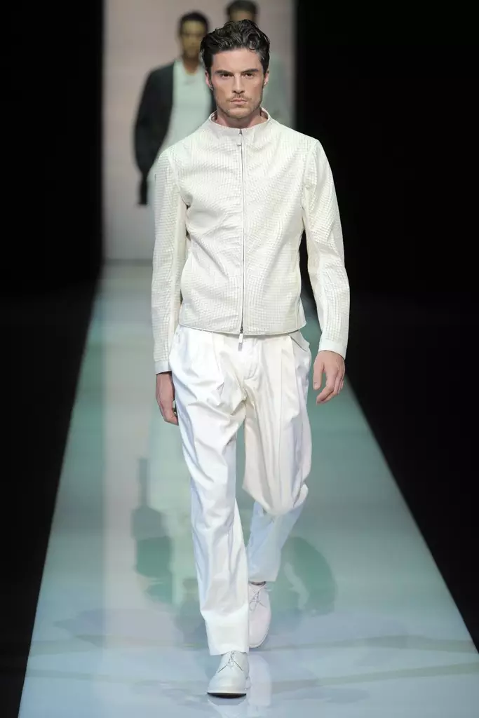 Armani Loosens Up and More Milan Men's Spring 2013 from Gucci, Alexander McQueen, and Fendi 182961_3