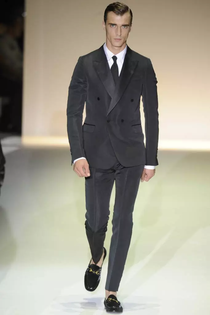 Armani lazít és még többet Milánó férfi tavaszi 2013-ban a Guccitól, Alexander McQueentől és Fenditől 182961_6