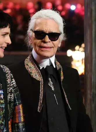 Link Buzz: Karl Lagerfeld skót gyűjteménye; Nézze meg Jourdan Dunn Cookot