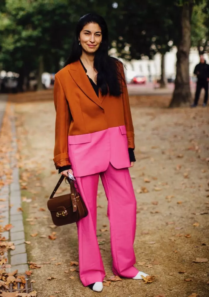 Street Style: London Fashion Week 2022ko udaberria 184_45