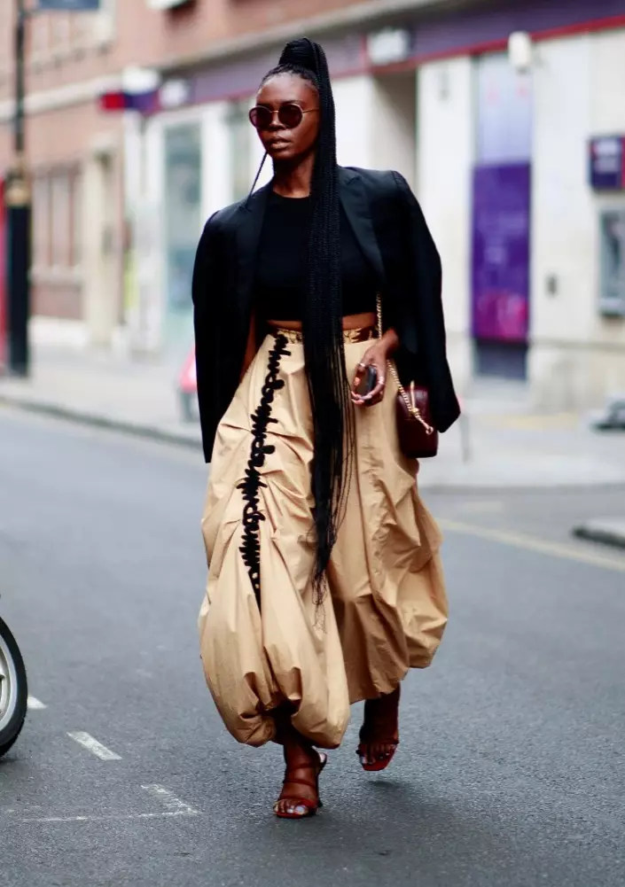 Street Style: London Fashion Week 2022ko udaberria 184_94