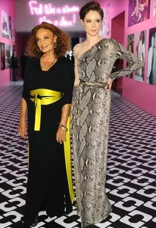 It's Wrap: Diane von Furstenberg postane digitalna, da bi proslavila svojo ikonično obleko