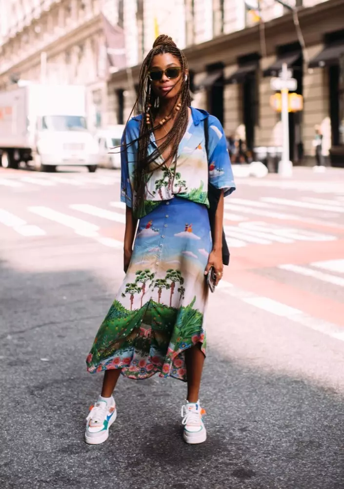 Street Style: Седмица на модата в Ню Йорк пролет 2022 194_19