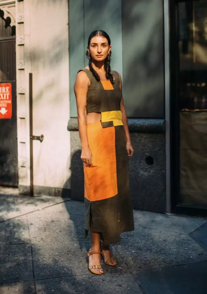 Estilo de rua: Semana da moda de Nova York, primavera de 2022 194_28