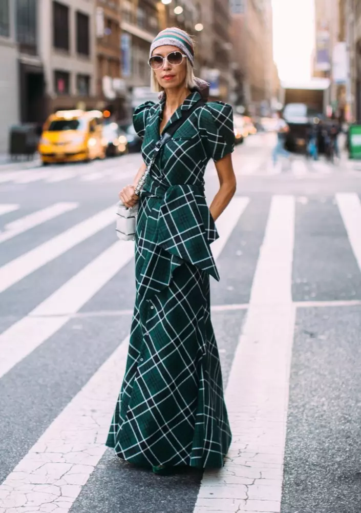 Street Style: New York Fashion Week, jar 2022 194_31