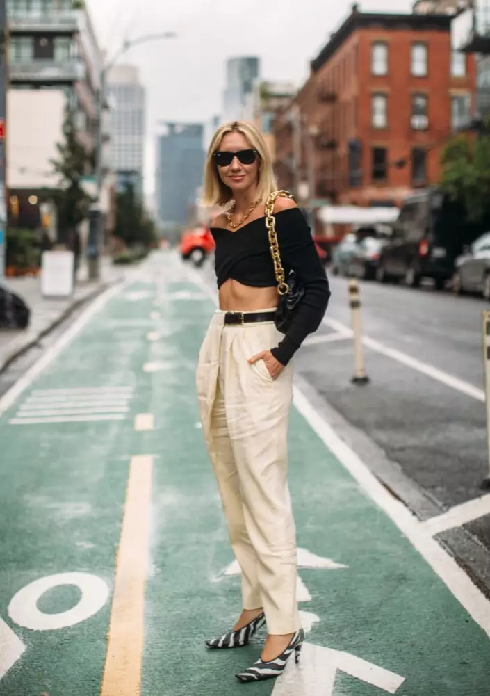 Street Style: New York Fashion Week maitiid 2022 194_42