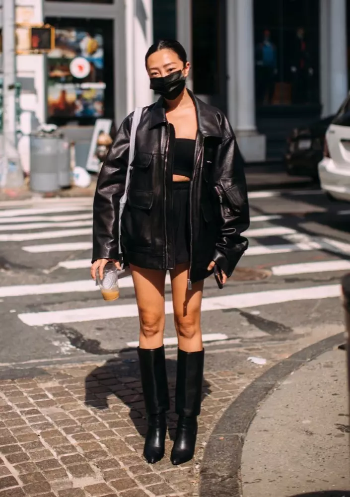 Street Style: New York Fashion Week, jar 2022 194_45