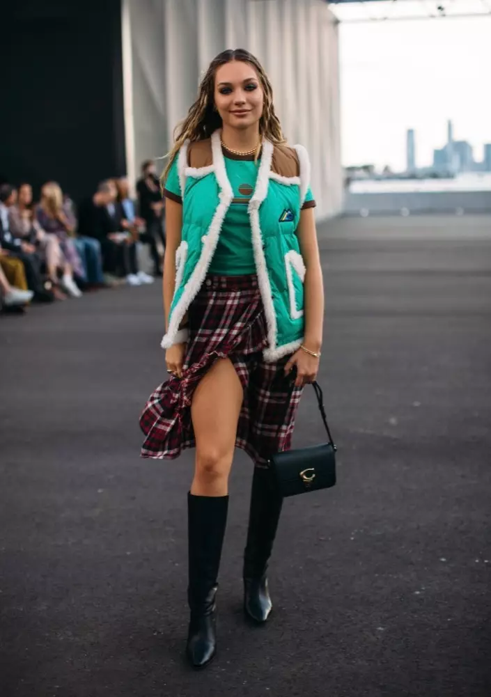 Street Style: New York Fashion Week Prentan 2022 194_49