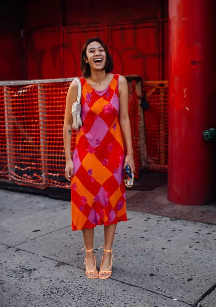 Street Style: Tjedan mode u New Yorku proljeće 2022 194_54
