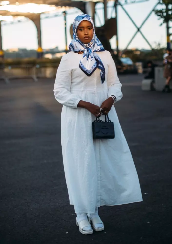 Street Style: New York Fashion Week maitiid 2022 194_99