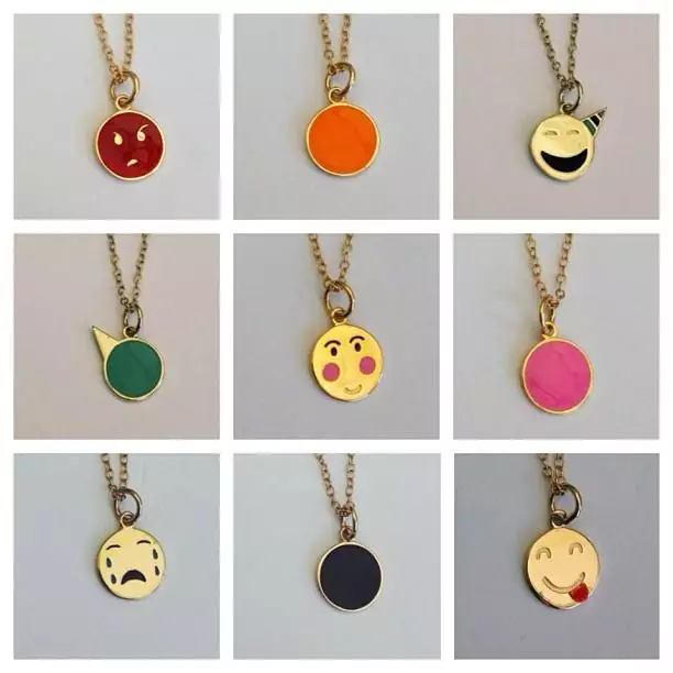 emoticon-jewelry-designer-alison-lou-launches-L-7QjrHx