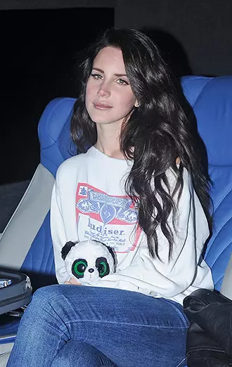 Áo len cổ lọ Lana Del Rey Budweiser