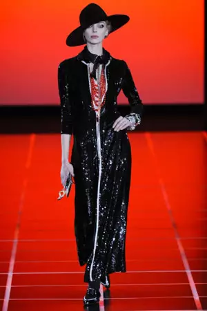 Giorgio Armani Tiba 2012 Runway Review 233653_1