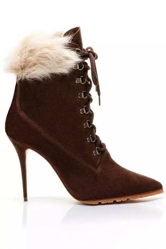 Rihanna x Manolo Blahnik-en Fallon Bootie