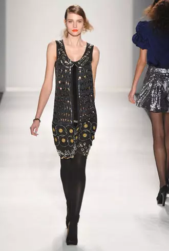 Whitney Eve Fall 2012 Runway Review 241281_1