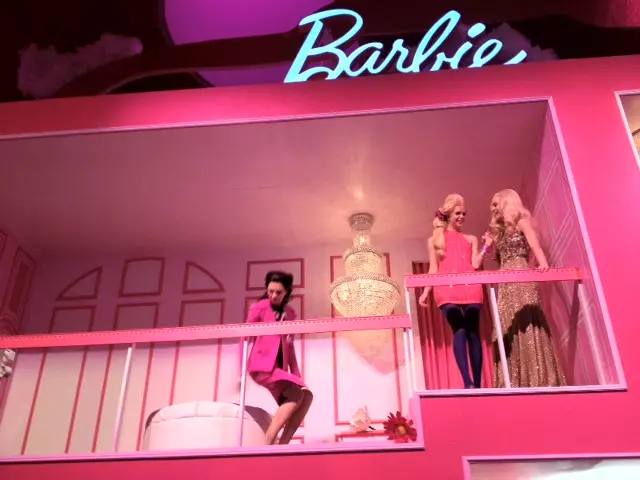 Barbie, The Dream Closet 248277_2