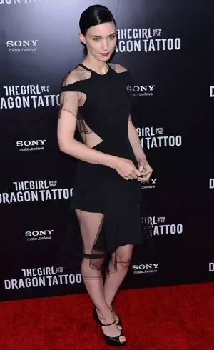 Rooney Mara Draakoni tätoveeringuga tüdruk New Yorgi esilinastus 2011. aasta detsembris