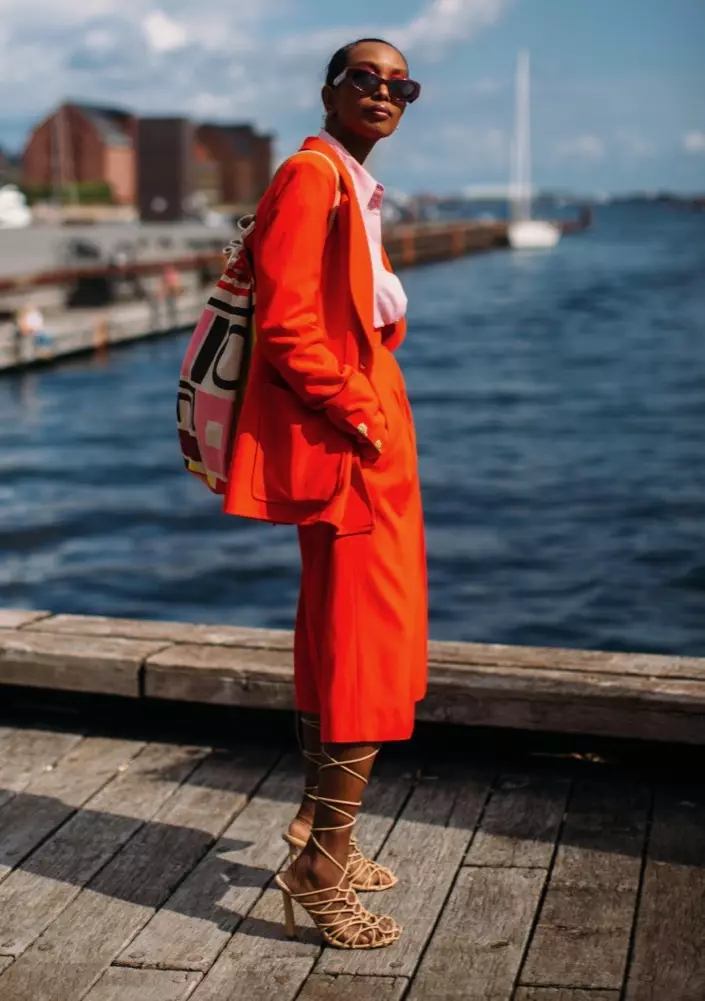 Street Style: Týždeň módy v Kodani, jar 2022 277_11