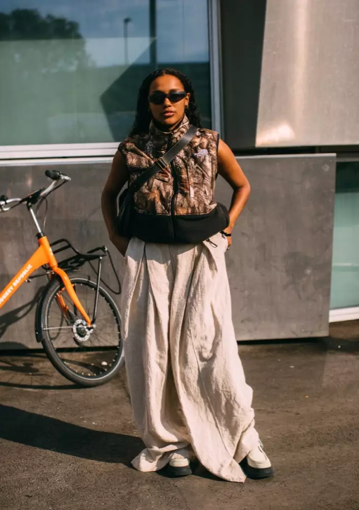 Street Style: Týždeň módy v Kodani, jar 2022 277_74