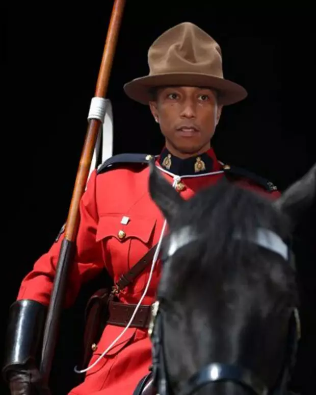 Pharrell Mountie mém