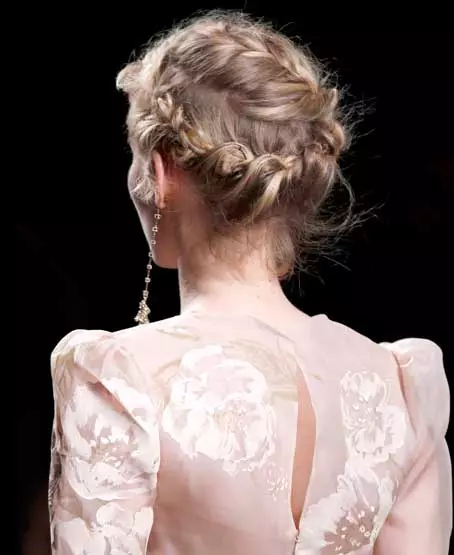 Romantic_Updo