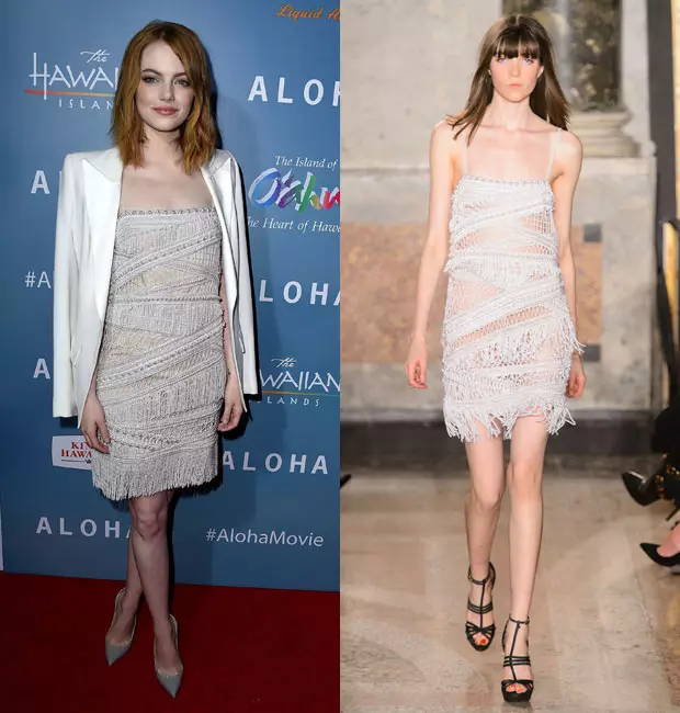 Emma Stone blazerli püsküllü elbise. Pist modeli sağda aynı elbiseyi giyiyor.