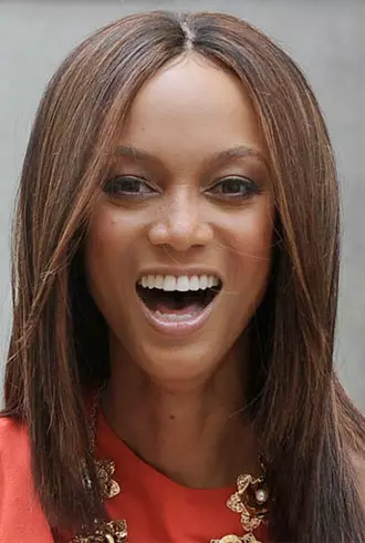 Tyra Banks leart wer leaf te hawwen