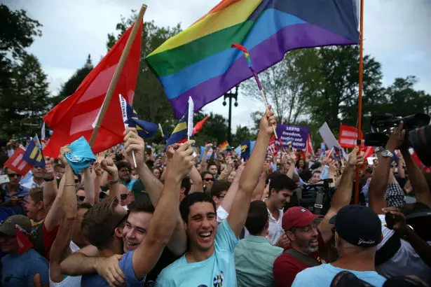 #LoveWins: Gwiazdy reagują na orzeczenie w sprawie małżeństw homoseksualnych SCOTUS