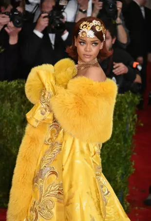 Arbeitet Rihanna an einem Zubehörsortiment?